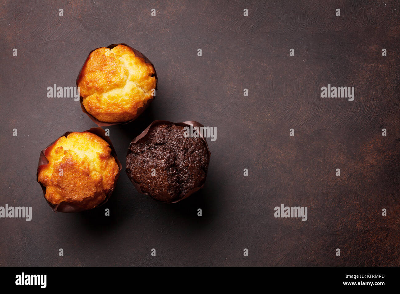 Muffins top view hi-res stock photography and images - Alamy