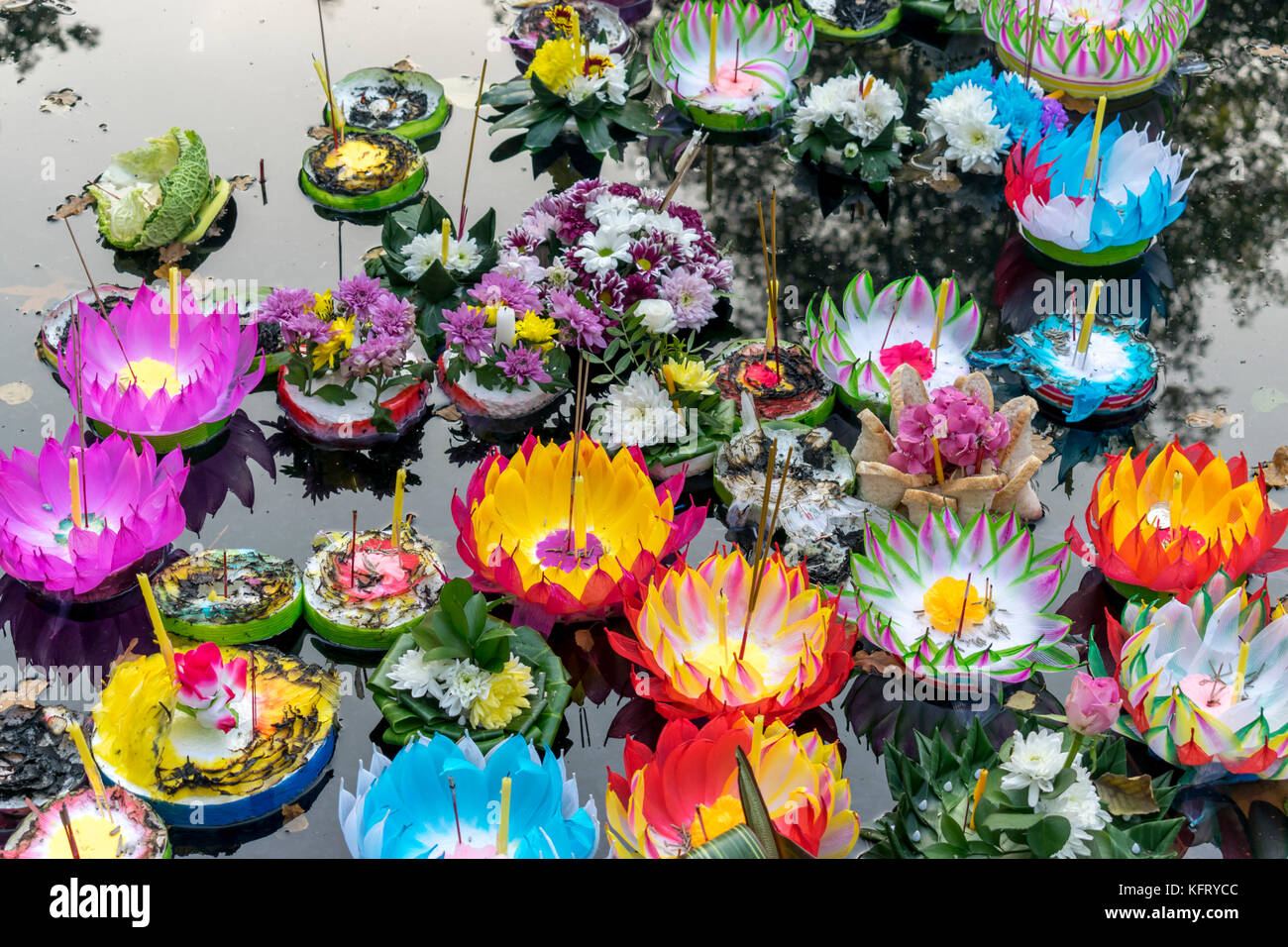 Floating krathong hi-res stock photography and images - Alamy