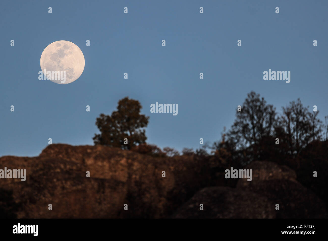 Luna The Moon is the only natural satellite of Earth. With an ...