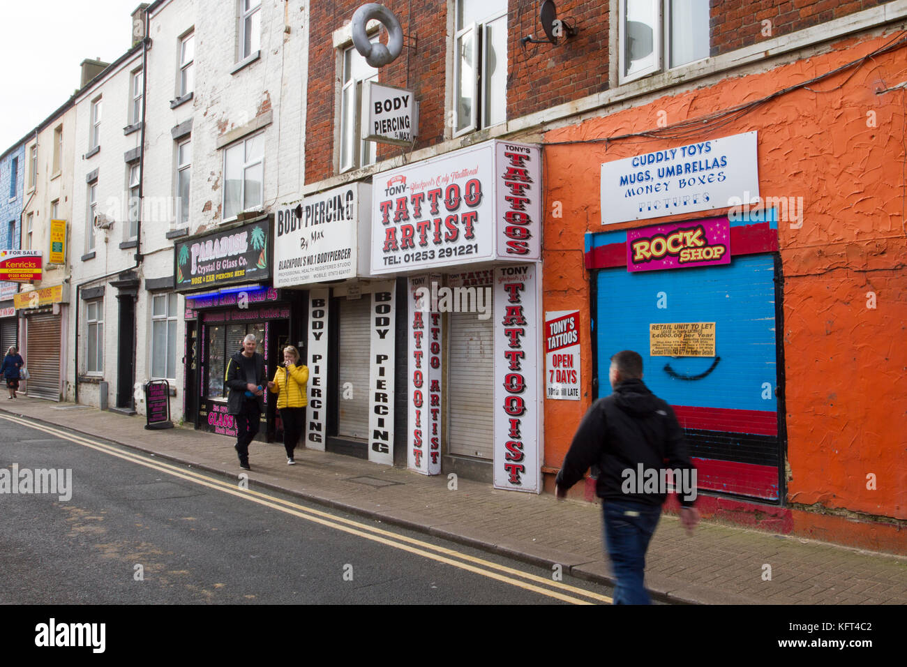 Blackpool shops closed hi-res stock photography and images - Alamy