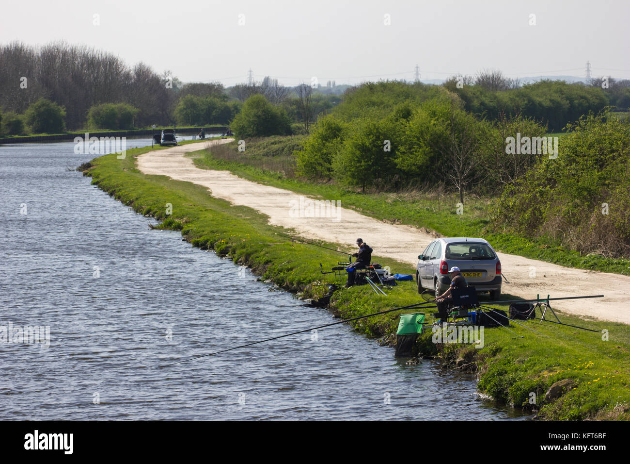 Aire and calder navigation hi-res stock photography and images - Alamy