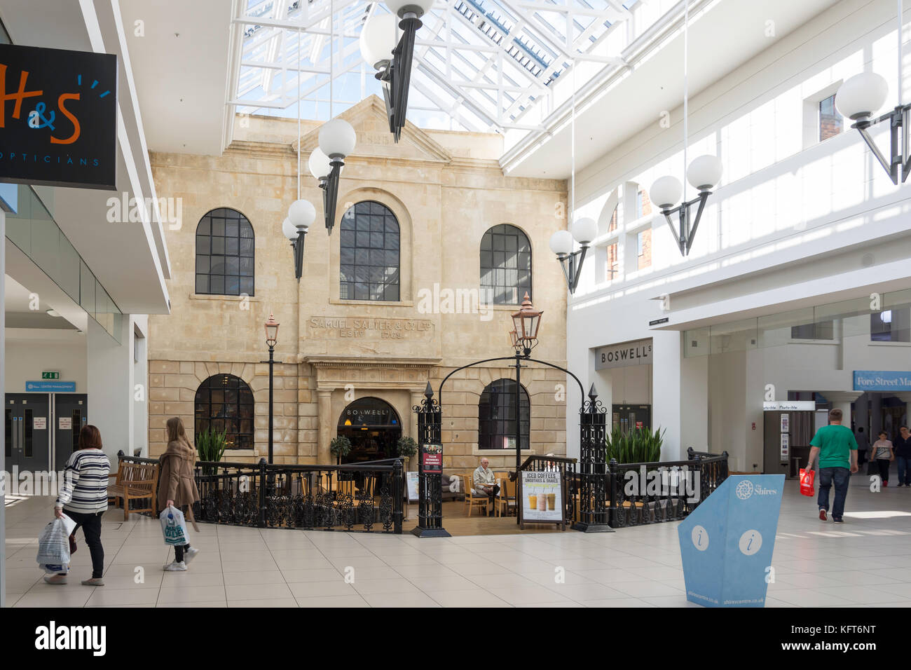 Boswells cafe in the shires shopping centre restaurant trowbrid hi-res ...