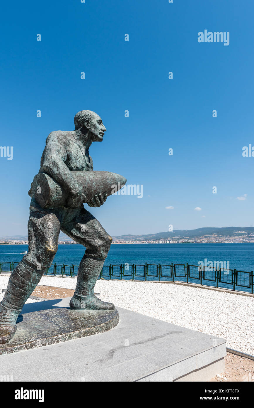 Statue of famous Turkish Corporal, Seyit Cabuk (Seyit Onbasi) carrying ...