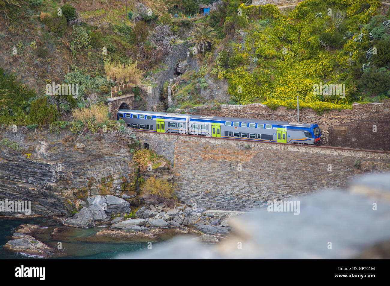 Train enters tunnel hi-res stock photography and images - Alamy