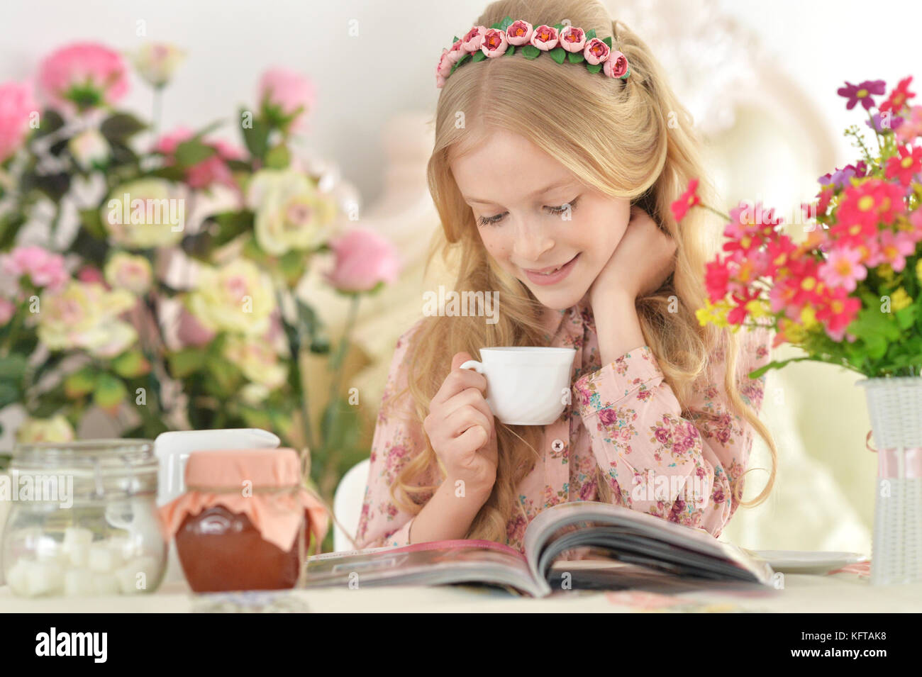 Cute beverage hi-res stock photography and images - Alamy