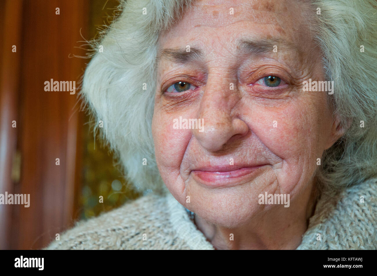 Portrait of old lady. Close view Stock Photo - Alamy Portrait of old lady. Close view Stock Photo - Alamy