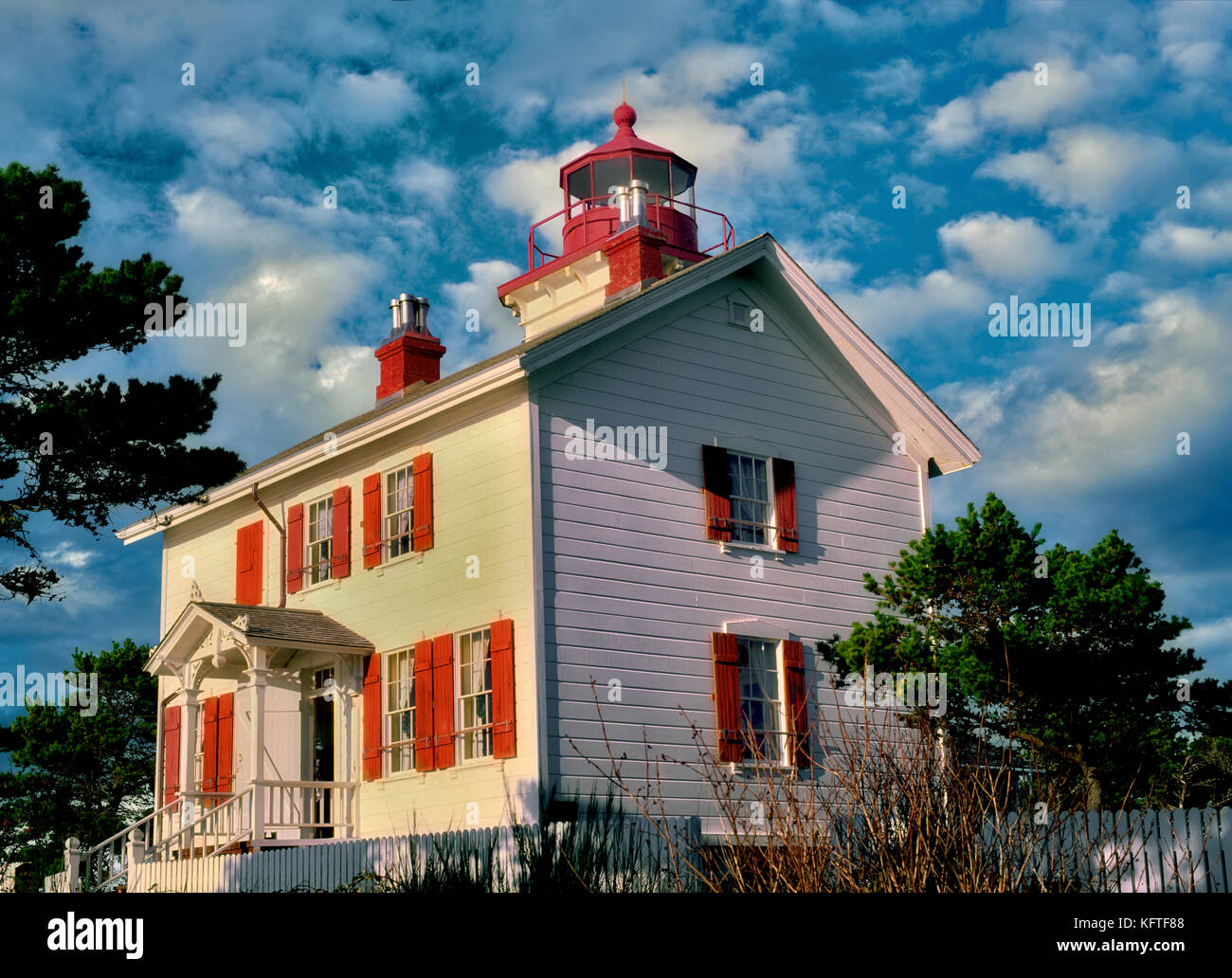 Yaquina Lighthouse. Newport, Oregon Stock Photo - Alamy