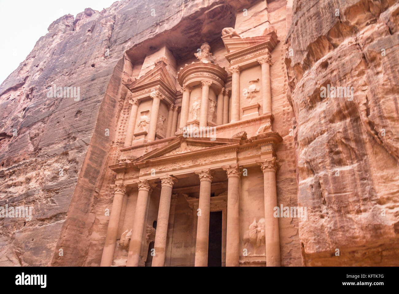 View of Petra ruins in Jordan Stock Photo - Alamy