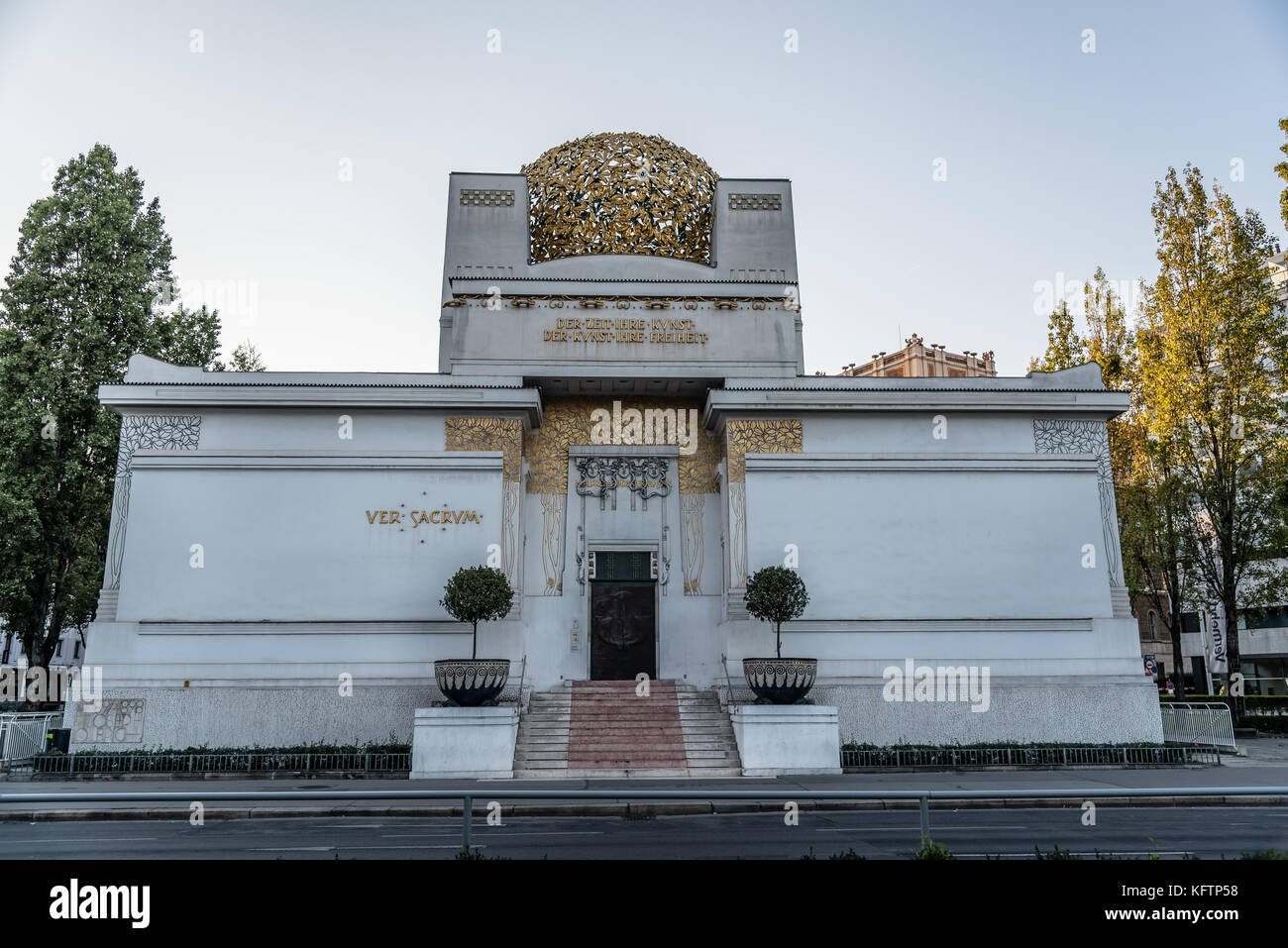 The Secession Building in Vienna Stock Photo - Alamy