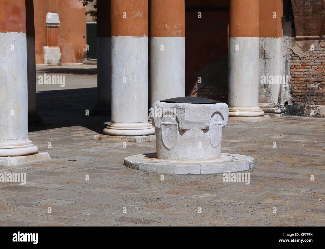Cistern court hi-res stock photography and images - Alamy