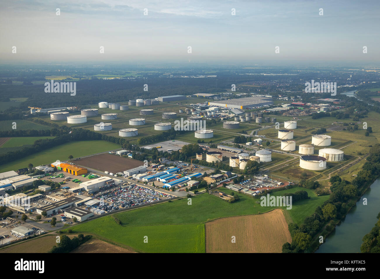 Sf hi-res stock photography and images - Alamy