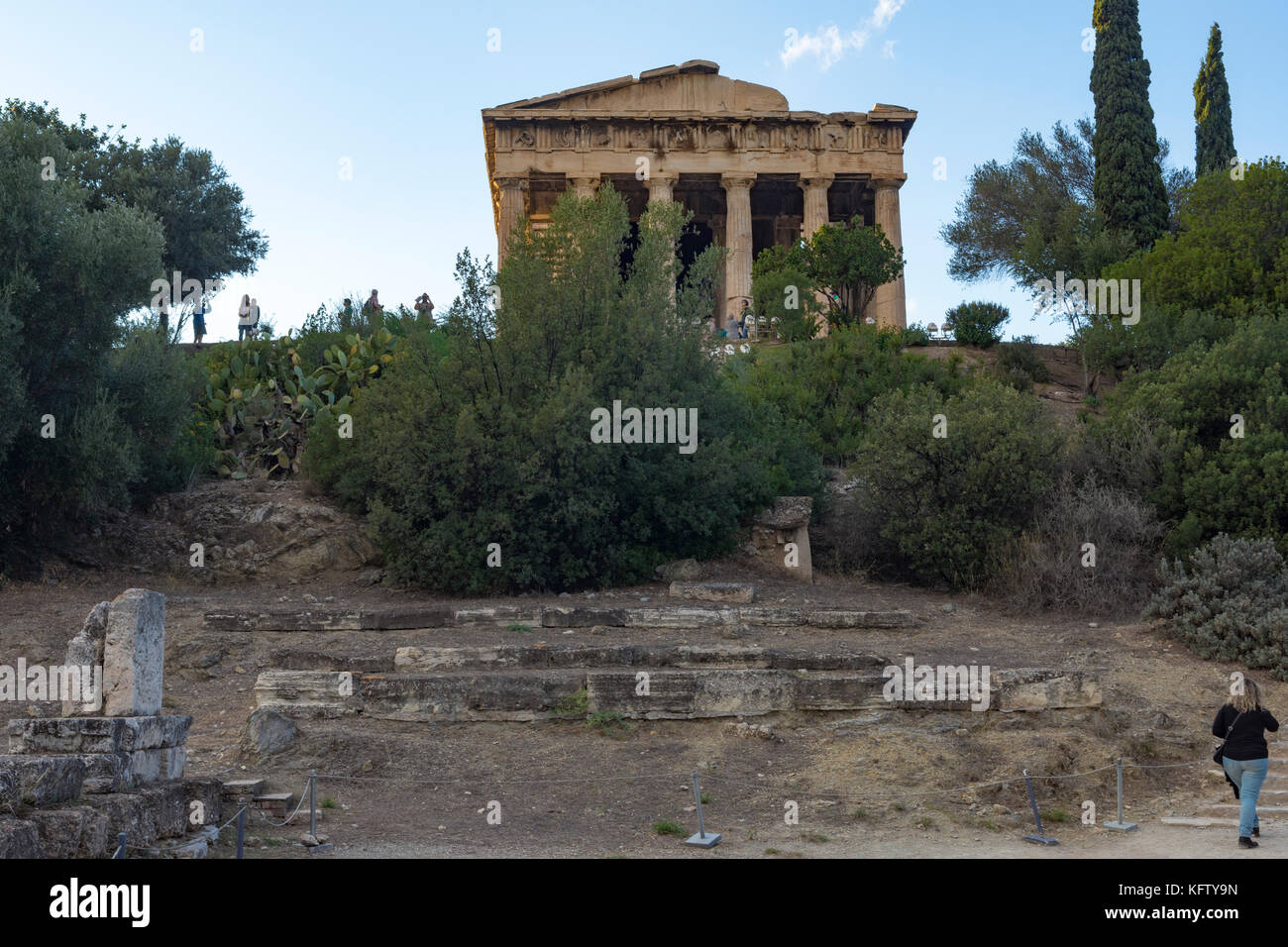 temple of hephaestus inside ancient agora Stock Photo - Alamy