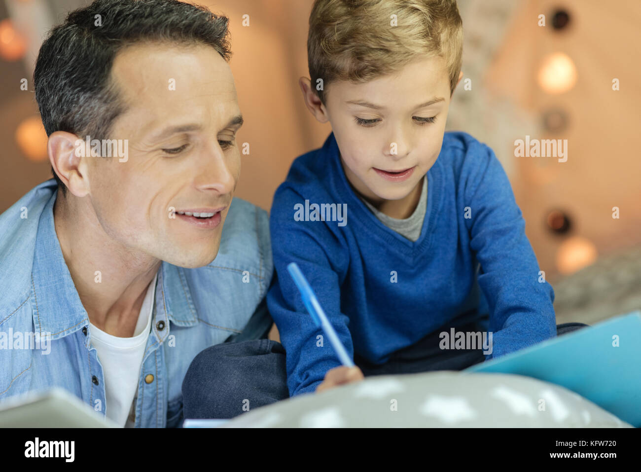 Schoolkid writing hi-res stock photography and images - Alamy