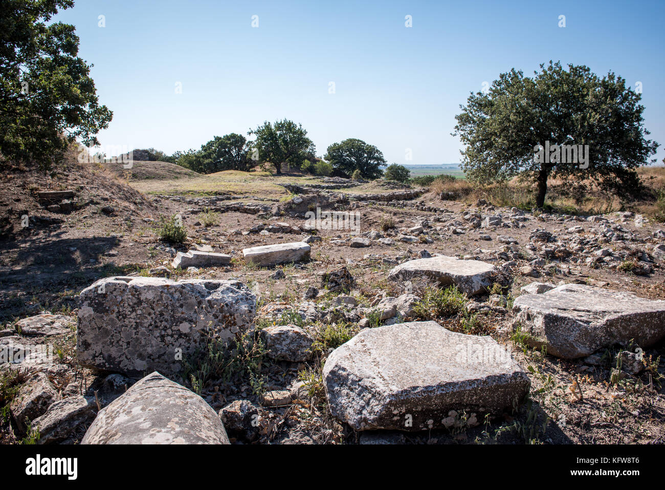 Ruins of ancient legendary city of Troy in Canakkale, Turkey Stock ...