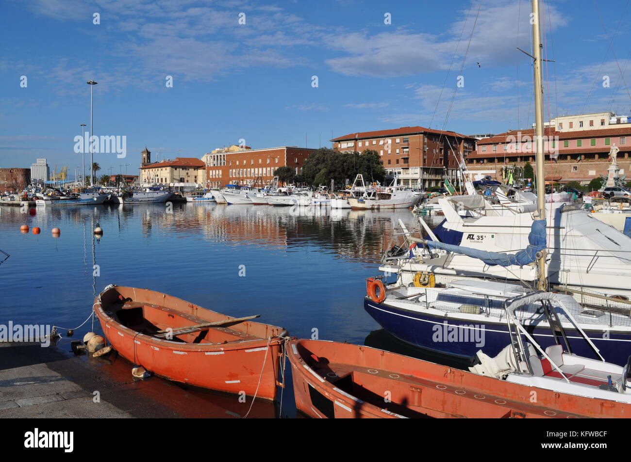 French harbour hi-res stock photography and images - Alamy