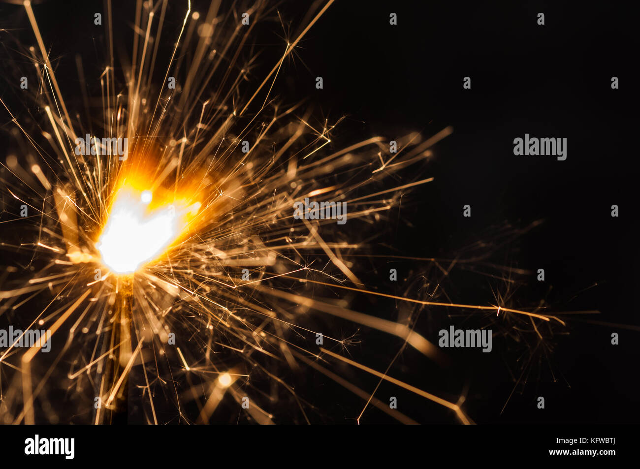 close up of a single sparkler Stock Photo - Alamy