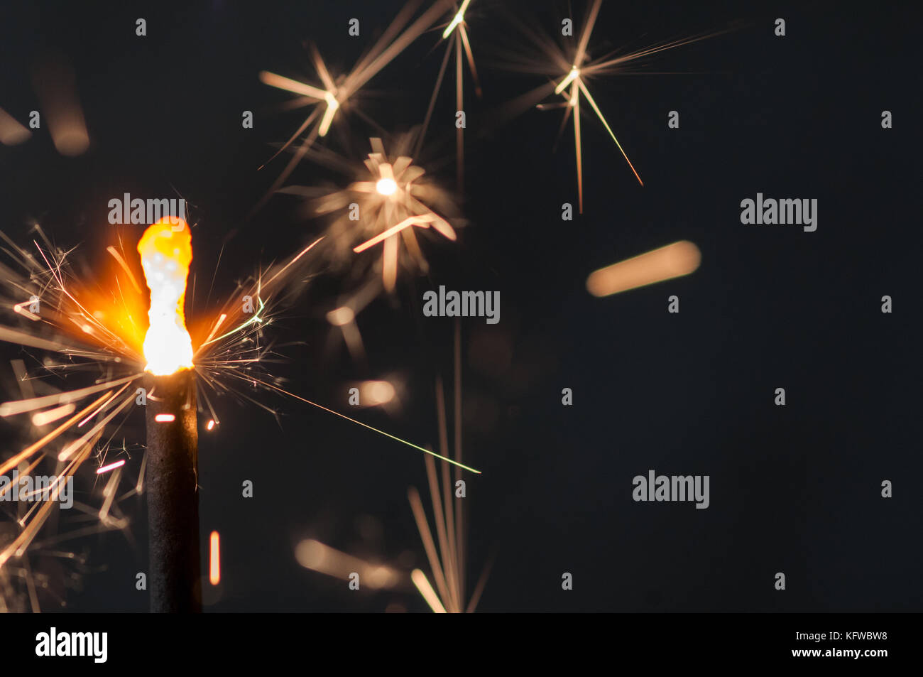 close up of a single sparkler Stock Photo - Alamy
