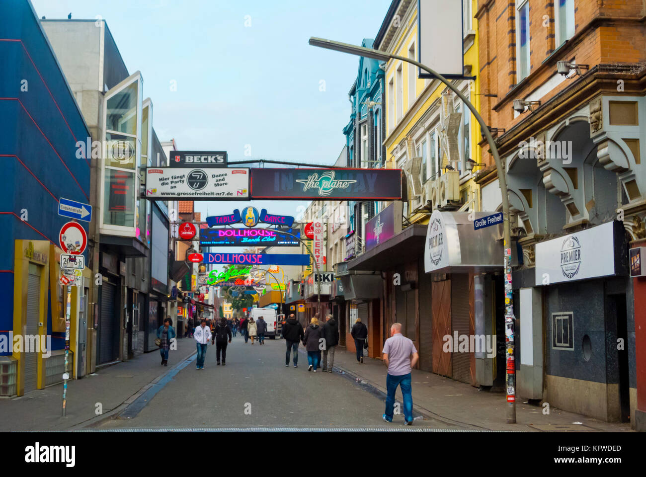 The reeperbahn st pauli grosse freiheit hamburg germany german hi-res ...