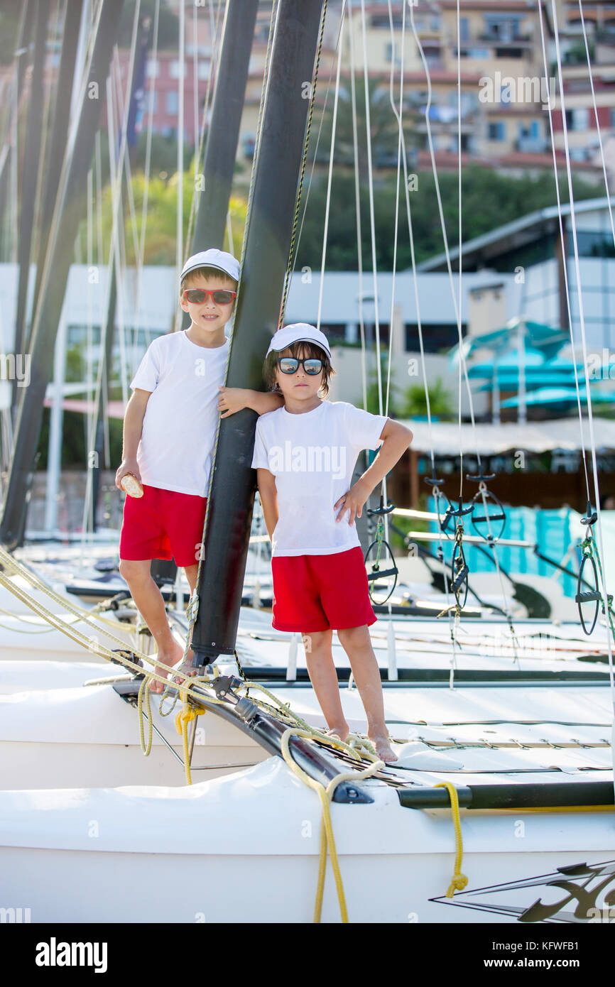 Two sailor brothers hi-res stock photography and images - Alamy