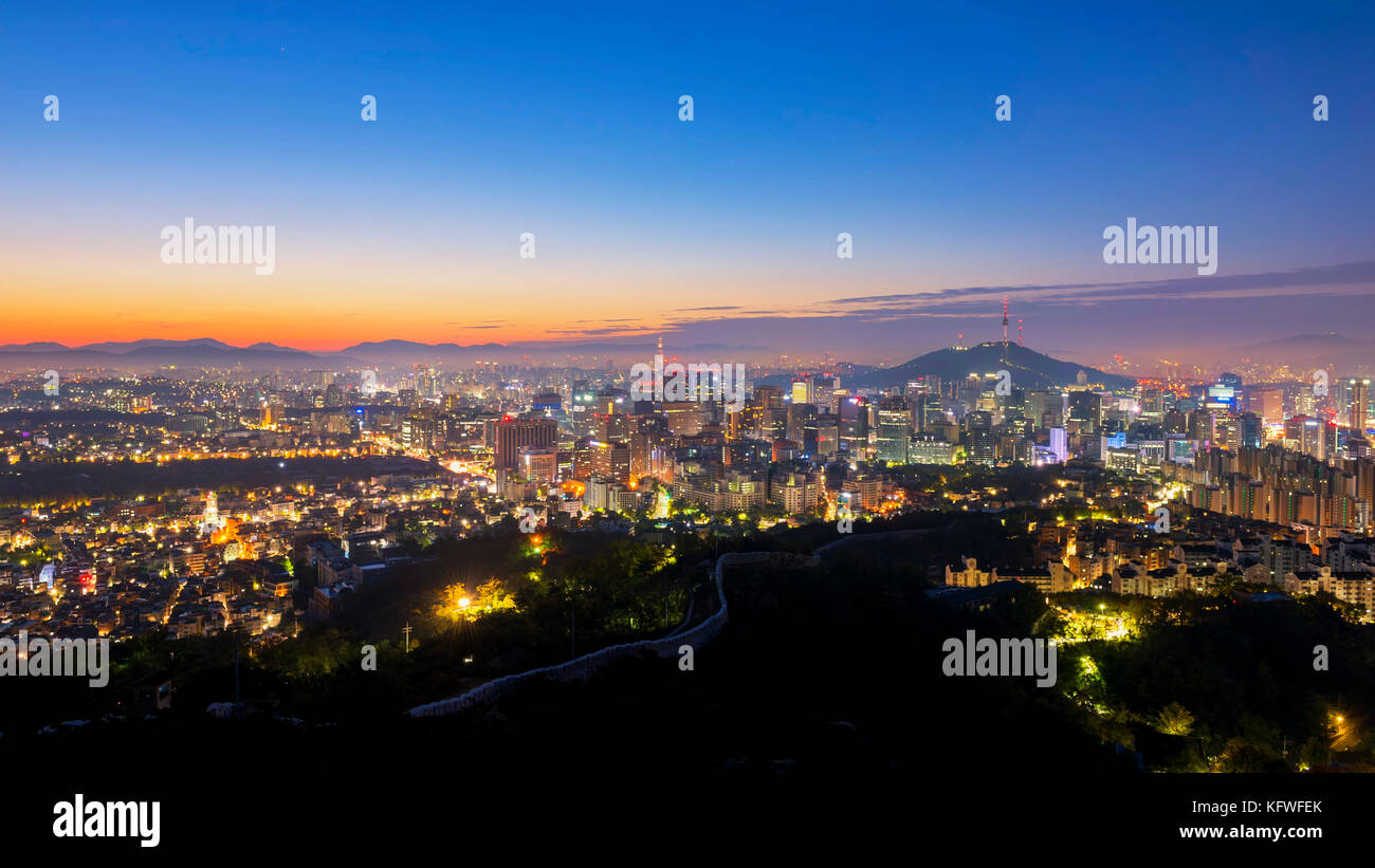 Sunrise of Seoul City Skyline, South Korea Stock Photo - Alamy