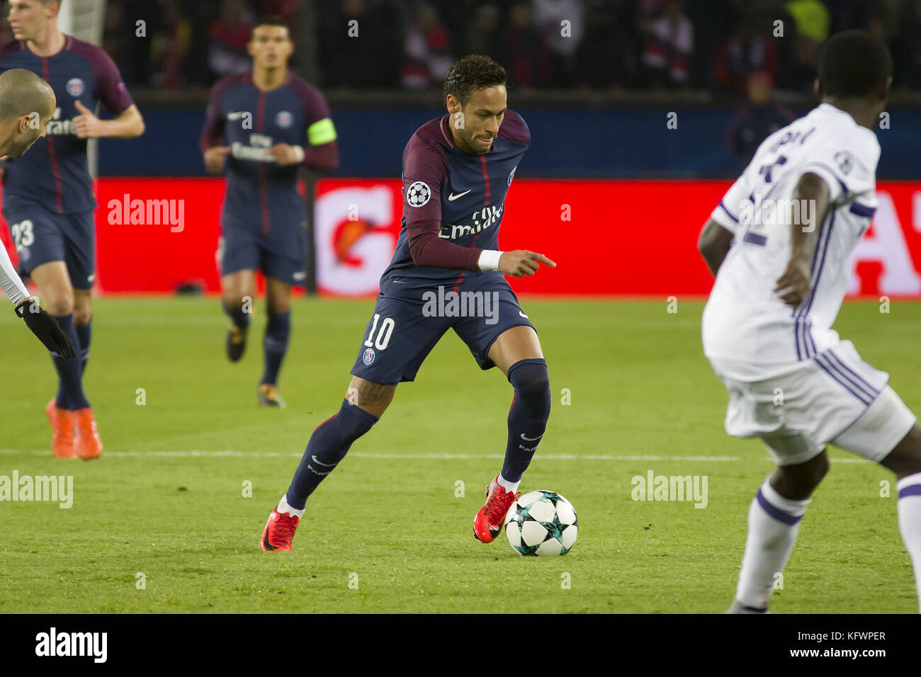 October 31, 2017 - Paris, Paris, France - Neymar Jr. in action during ...
