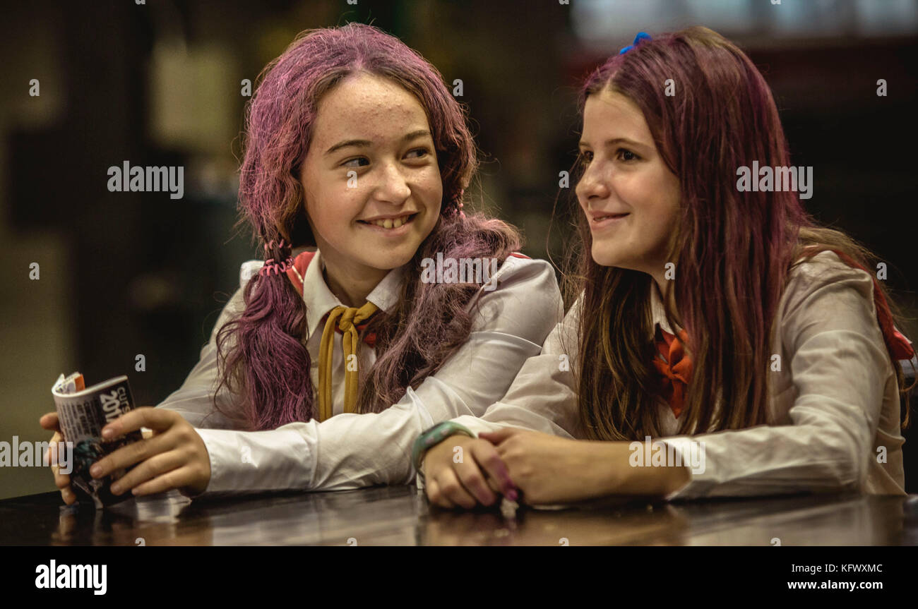 Barcelona, Spain. 1st Nov, 2017. Young cosplayers dressed as her ...