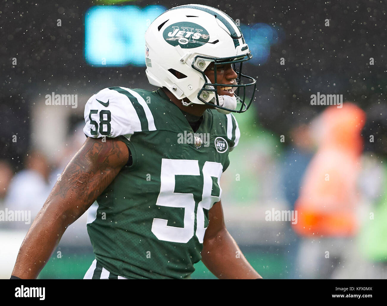 East Rutherford, New Jersey, USA. 1st Nov, 2017. Jets' linebacker ...