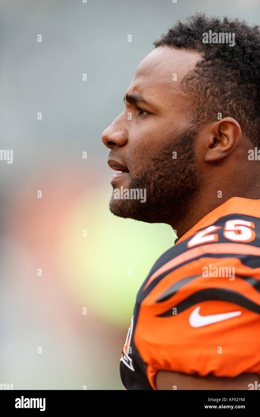 October 29th, 2017: Cincinnati Bengals running back Giovani Bernard (25 ...