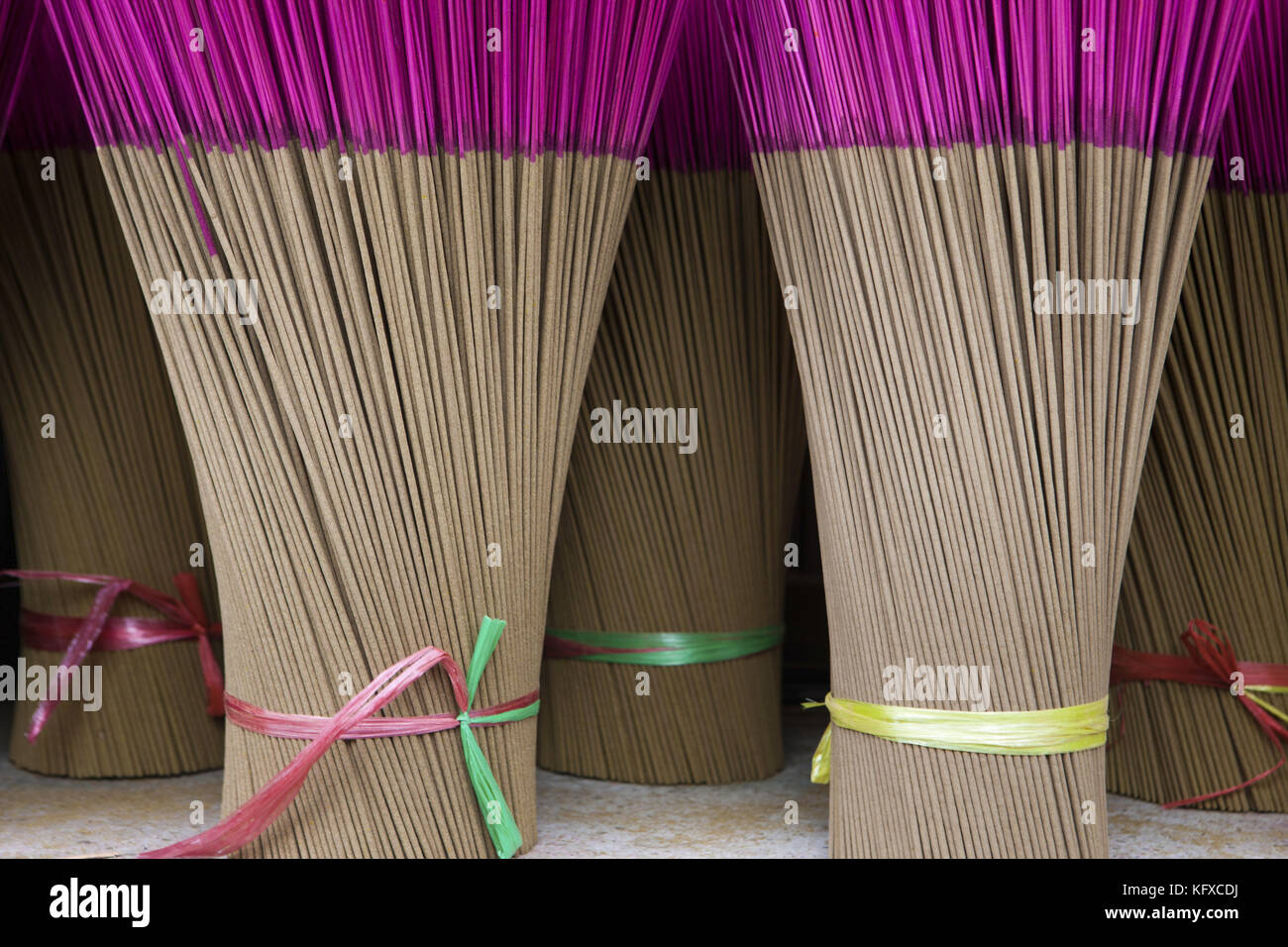Incense manufacturing hi-res stock photography and images - Alamy