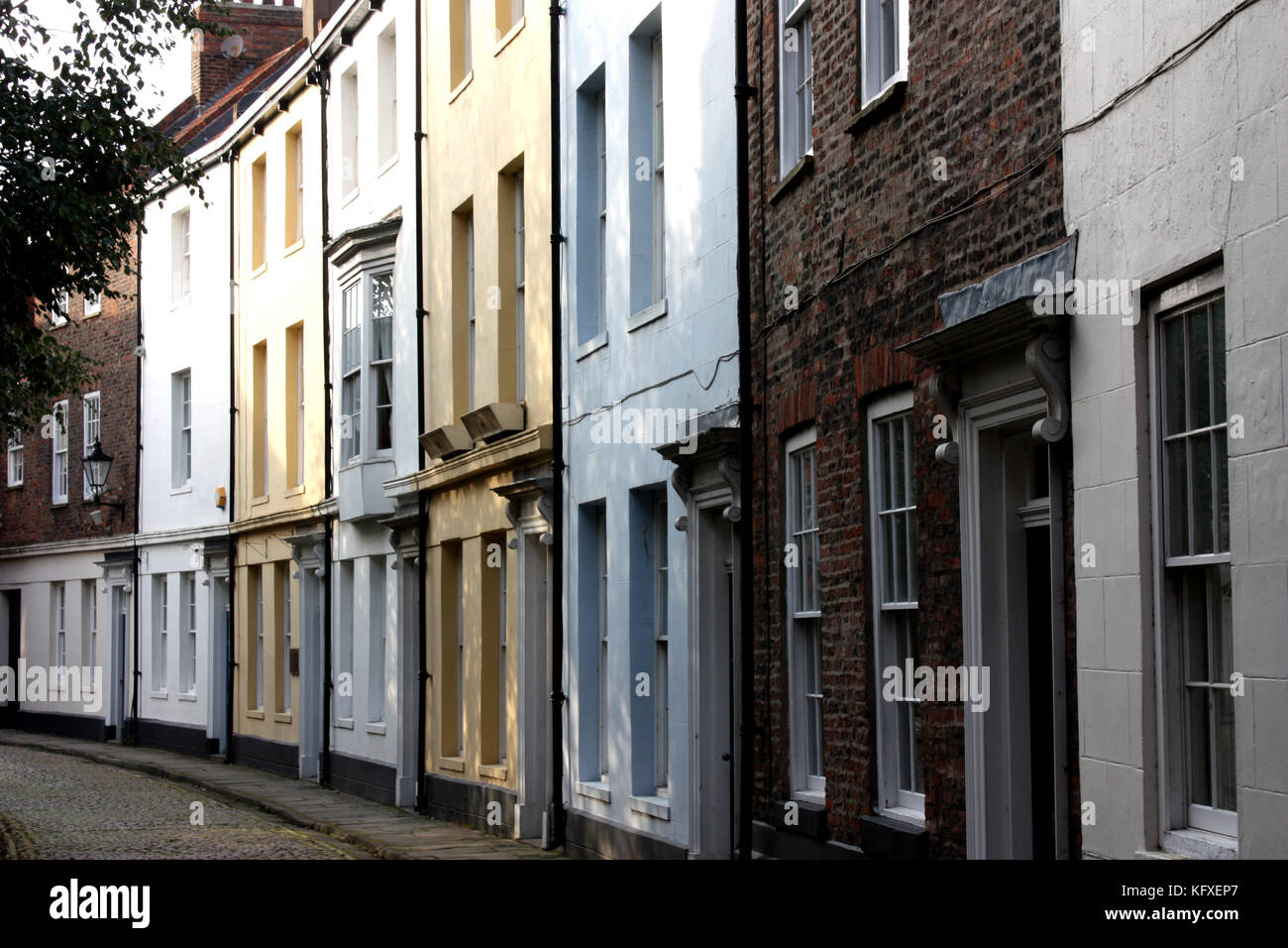 Prince Street in Hull, near Hull Minster Stock Photo - Alamy