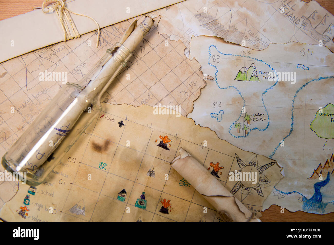 Treasure maps hi-res stock photography and images - Alamy