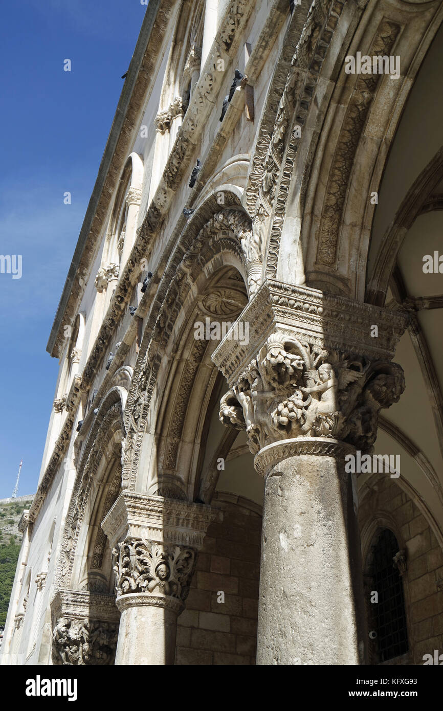 dubrovnik old town in autumn Stock Photo - Alamy
