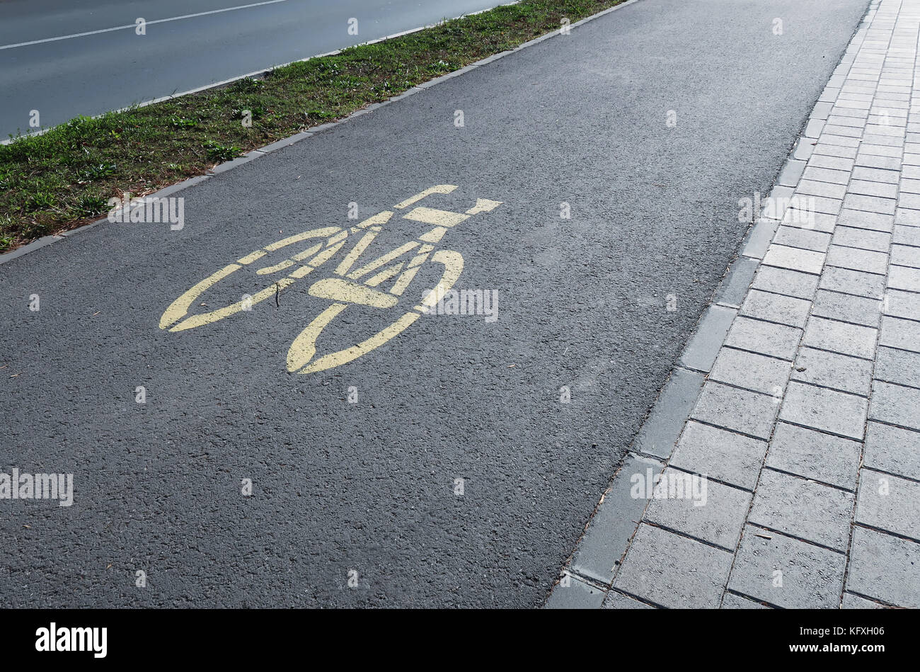 Bicycle track hi-res stock photography and images - Alamy