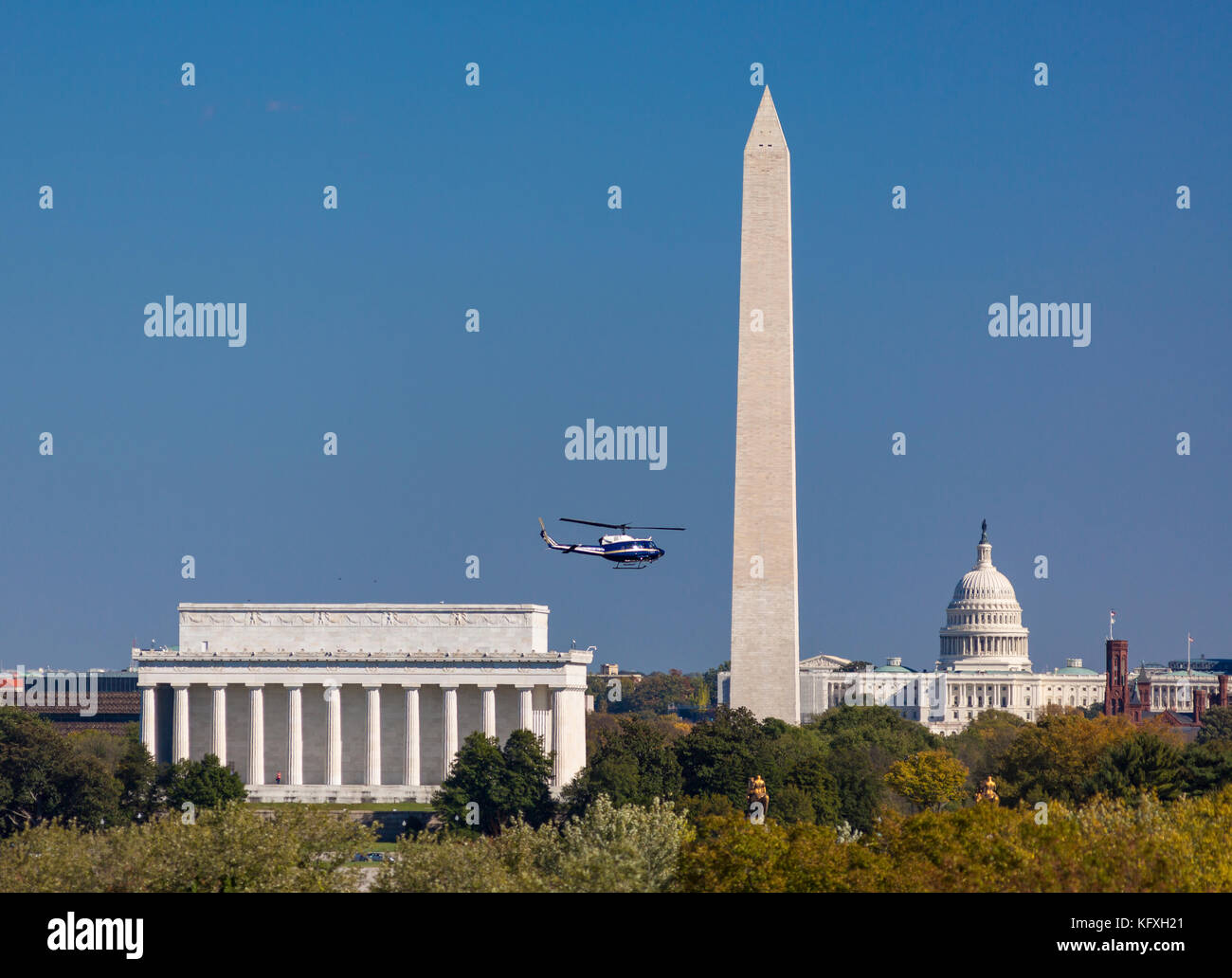 Helicopter helicopter hi-res stock photography and images - Alamy