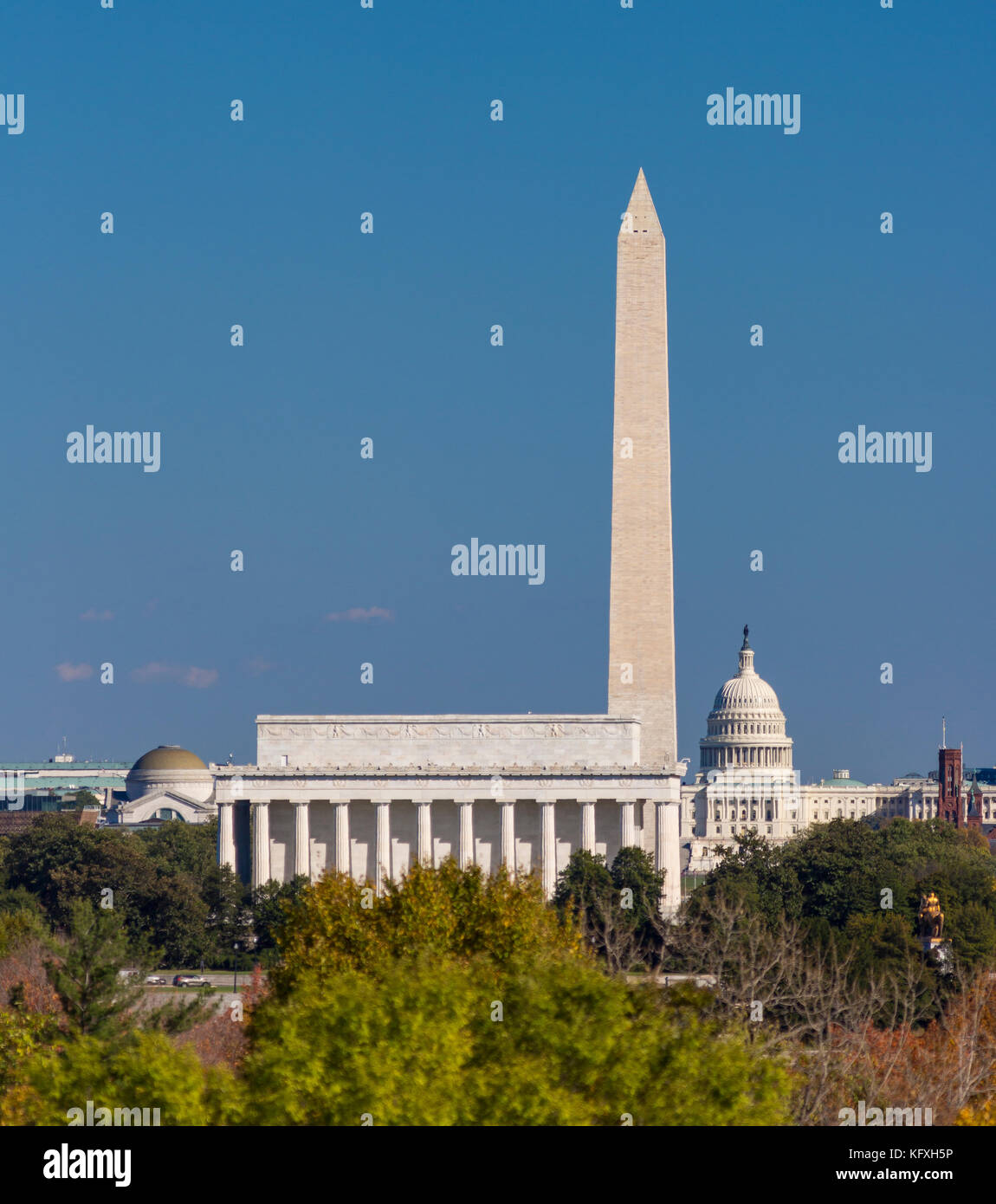 Monuments and memorials hi-res stock photography and images - Alamy