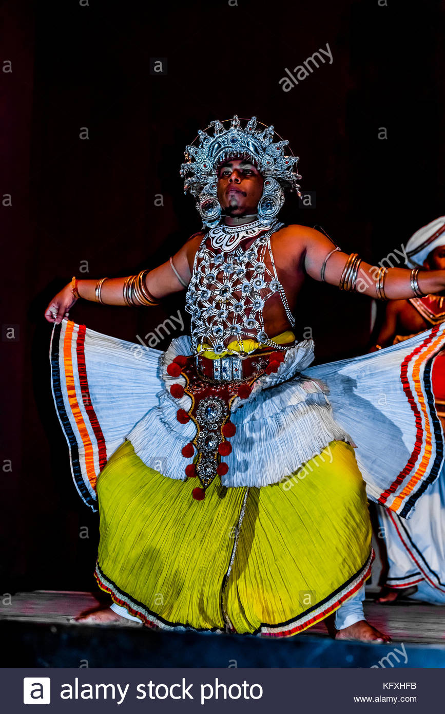 Kandyan Dance Performance High Resolution Stock Photography and Images ...