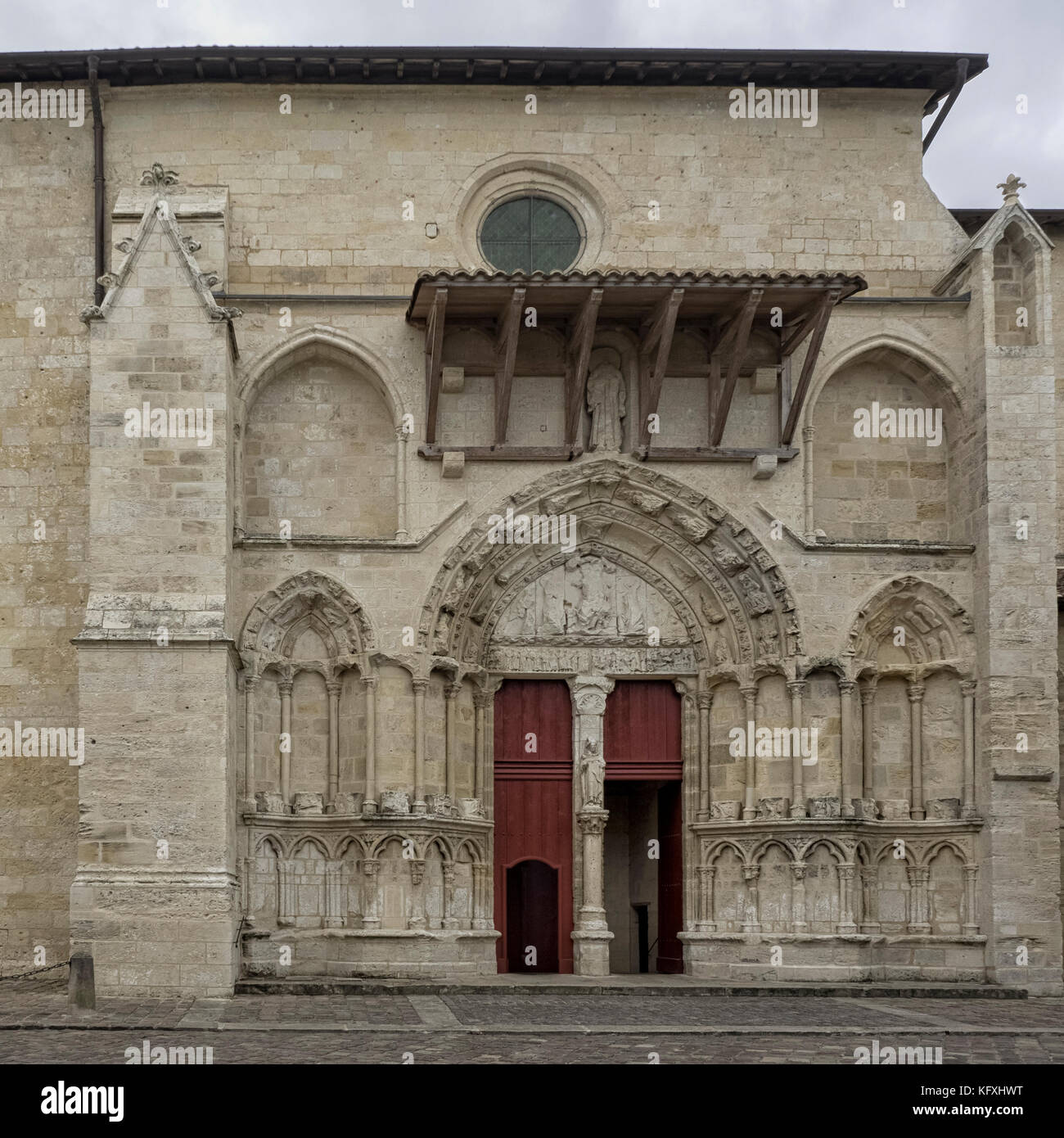 SAINT-EMILION, FRANCE - SEPTEMBER 07, 2017: Entrance to the Collegiate ...