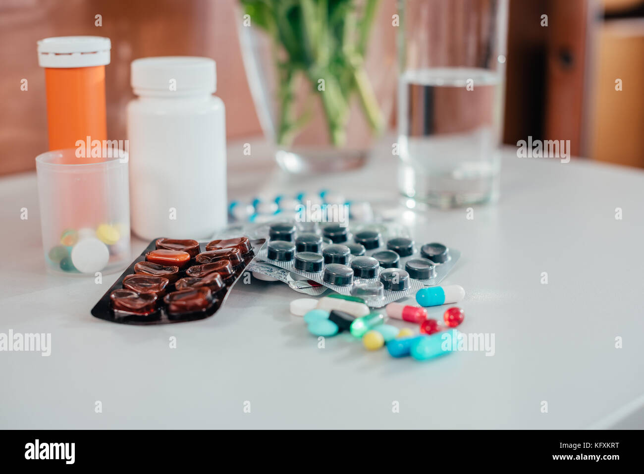 Drink and drugs hi-res stock photography and images - Alamy
