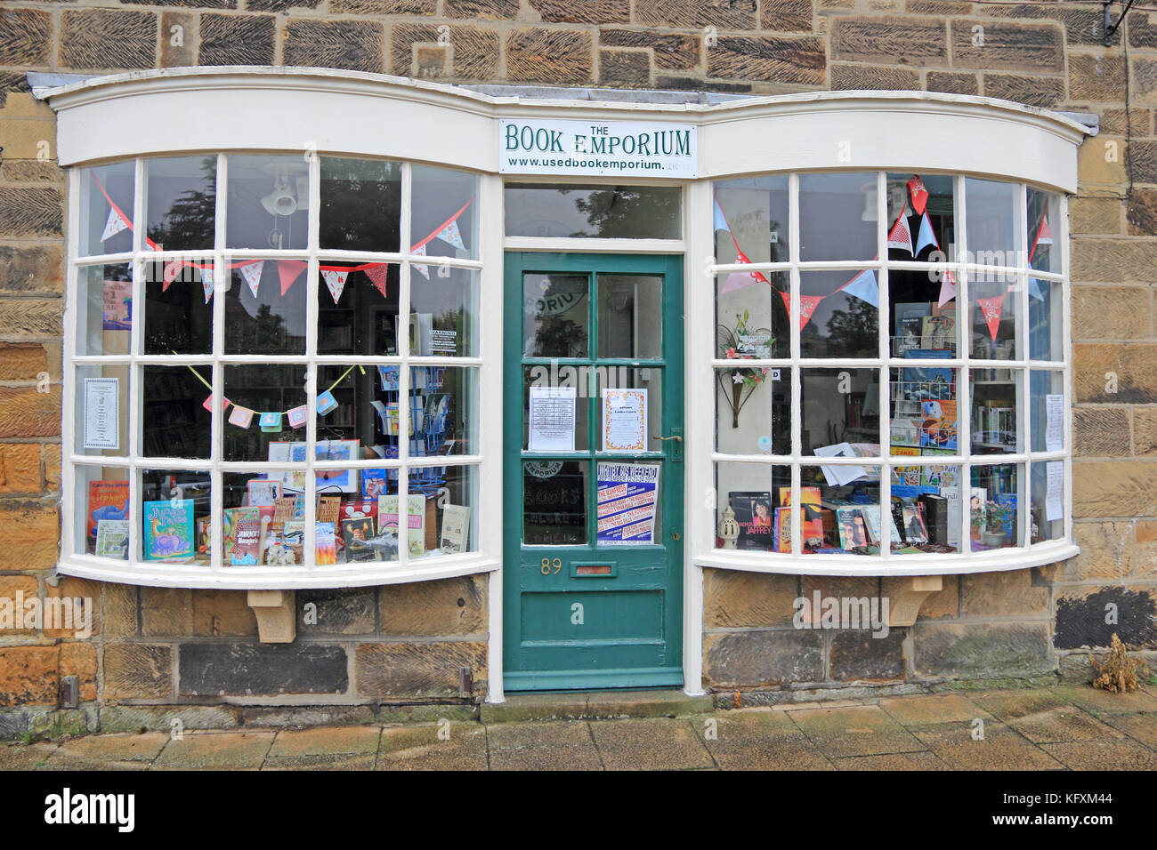 Pre loved book shop hi-res stock photography and images - Alamy