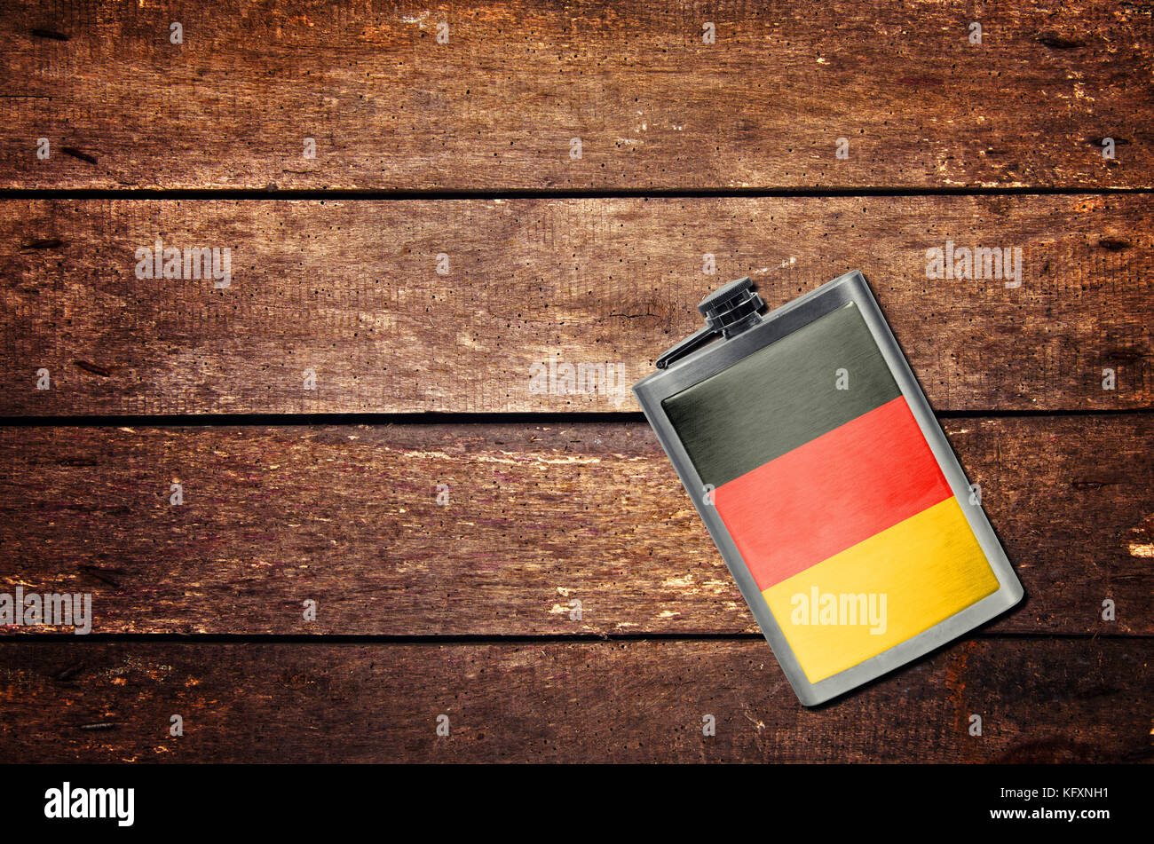 Hip flask table hi-res stock photography and images - Alamy