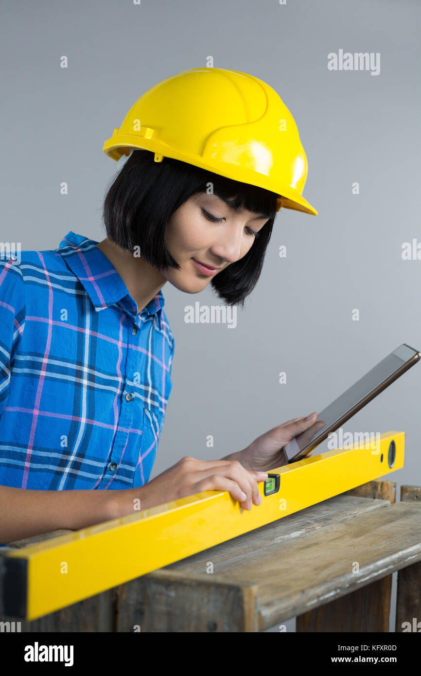 Engineer scale model hi-res stock photography and images - Alamy