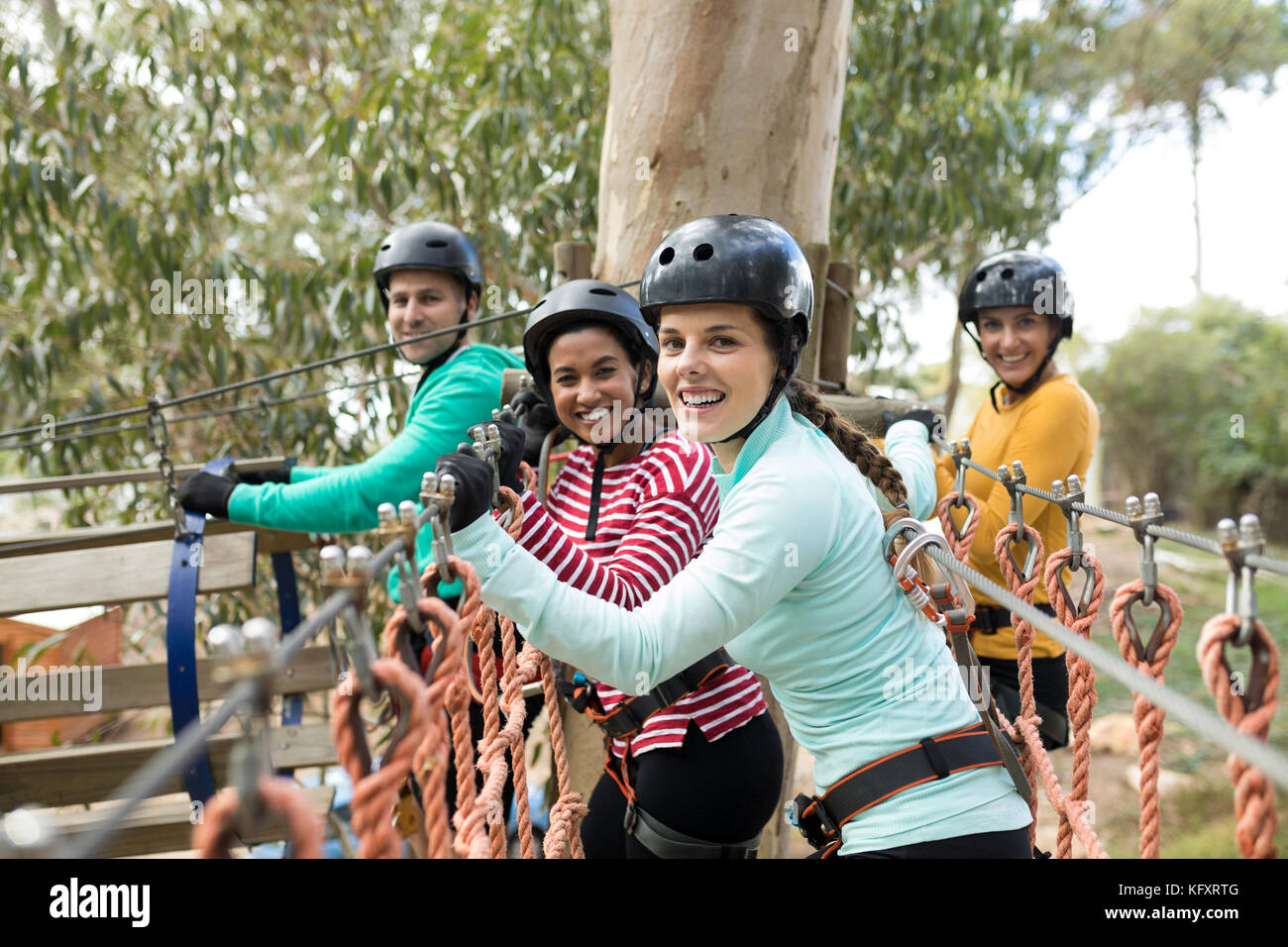 Friends standing bridge hi-res stock photography and images - Alamy
