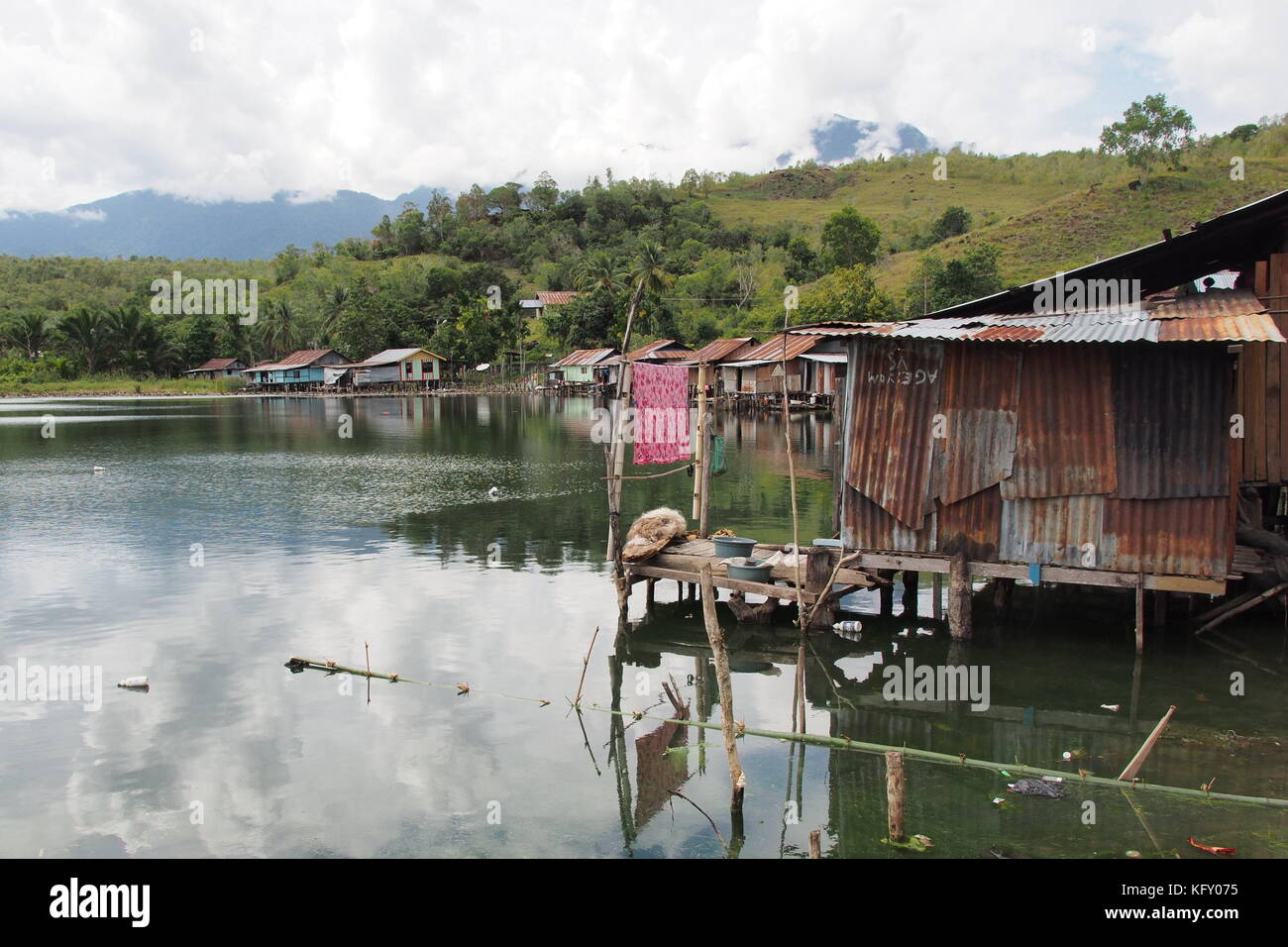 Stilt houses papua new guinea hi-res stock photography and images - Alamy