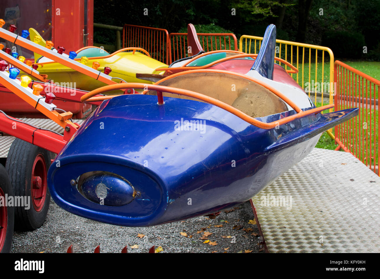 Fairground Rides 1970s High Resolution Stock Photography and Images - Alamy