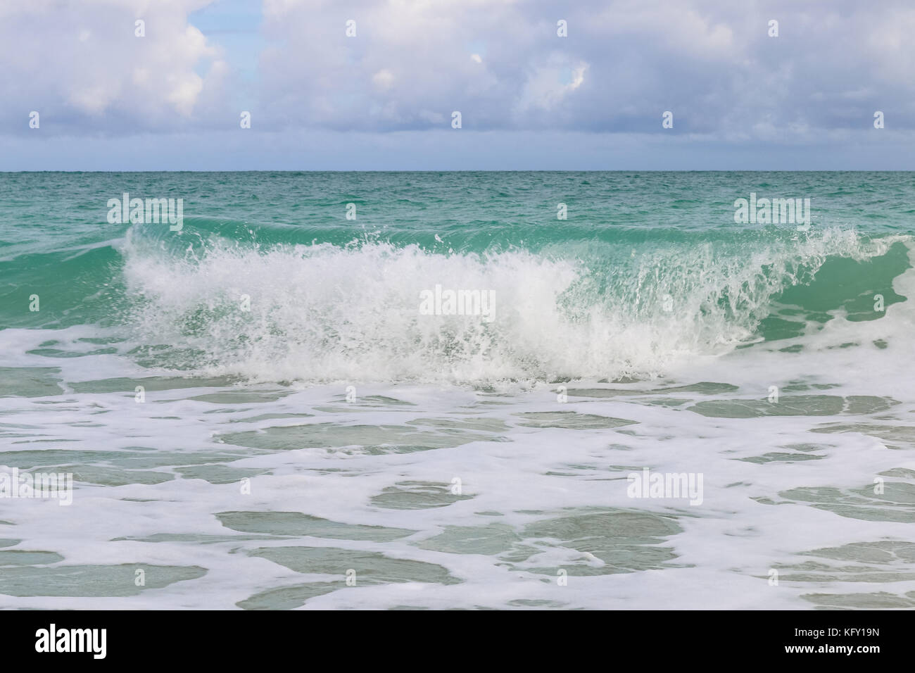 Surf on the Atlantic coast Stock Photo - Alamy