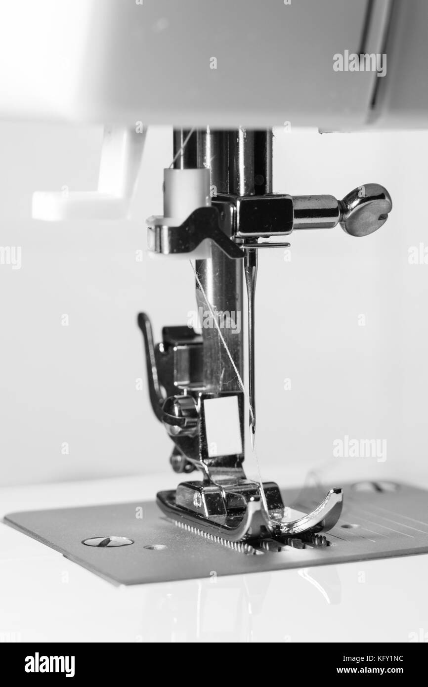 Threading tool manufacturing hi-res stock photography and images - Alamy