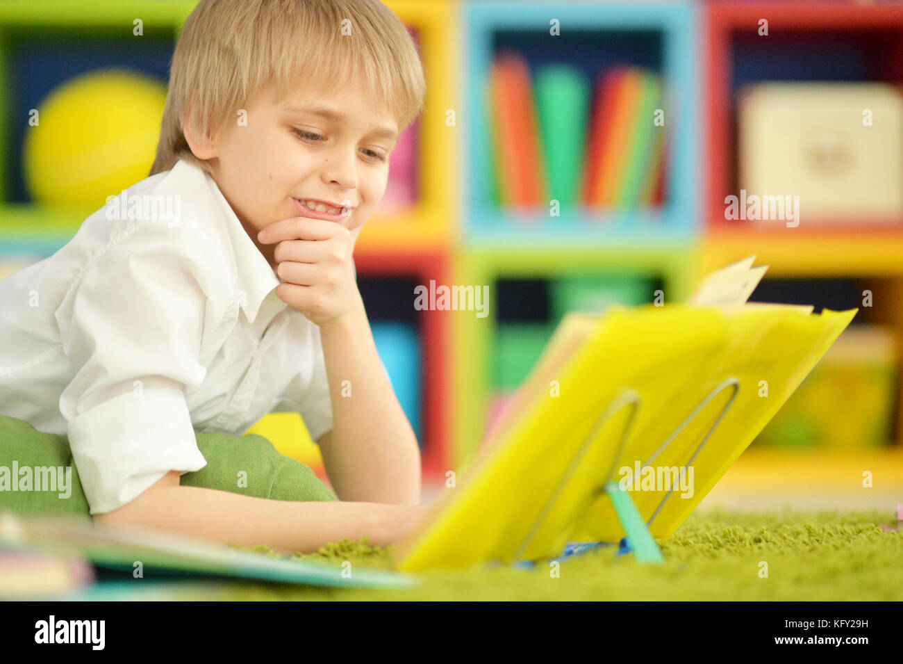 boy doing homework Stock Photo - Alamy