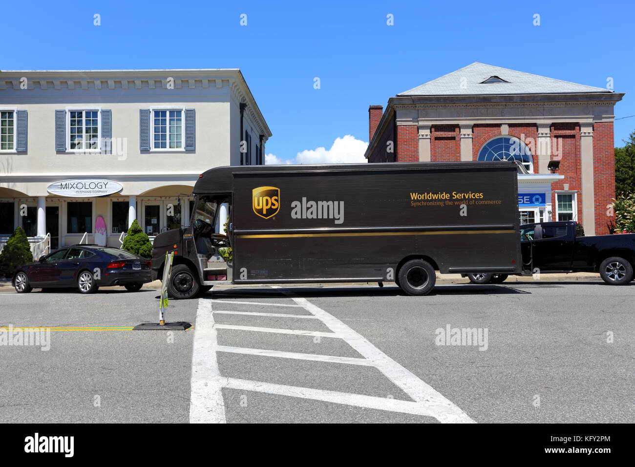 Long truck hi-res stock photography and images - Alamy