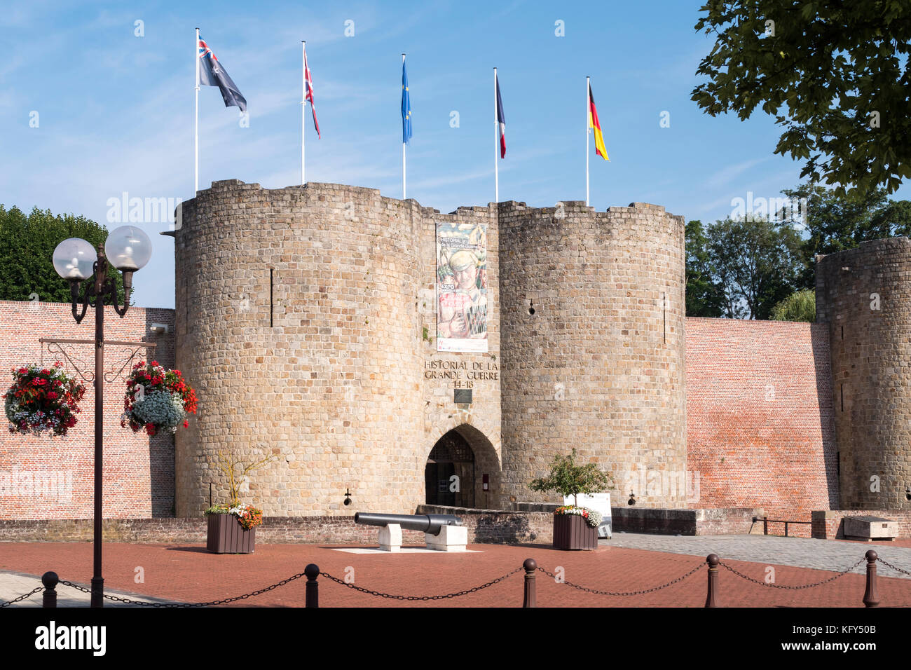 Chateau de Peronne Peronne Somme Hauts-de-France France Stock Photo - Alamy