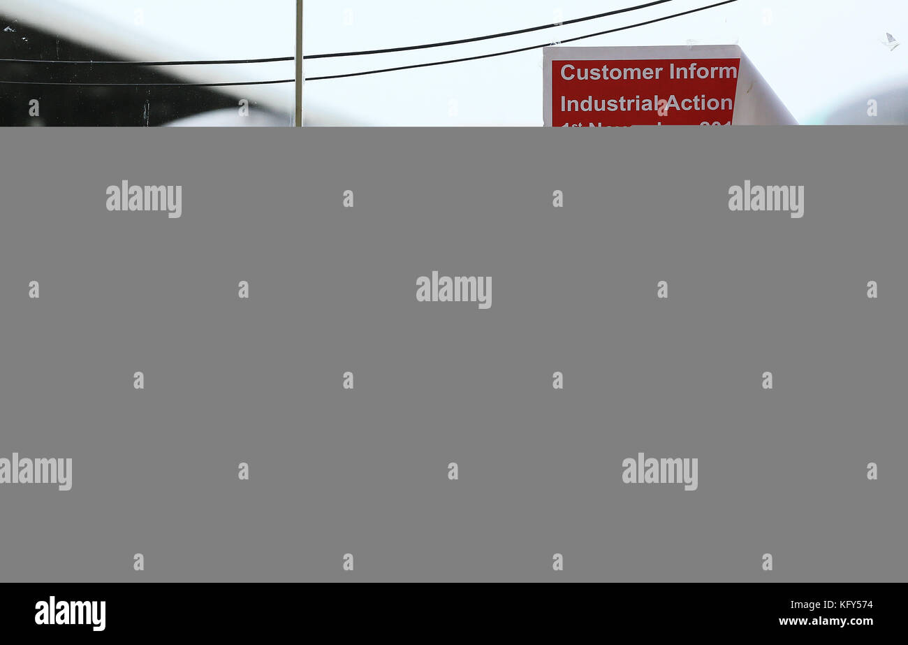 A notice informing customers hi-res stock photography and images - Alamy